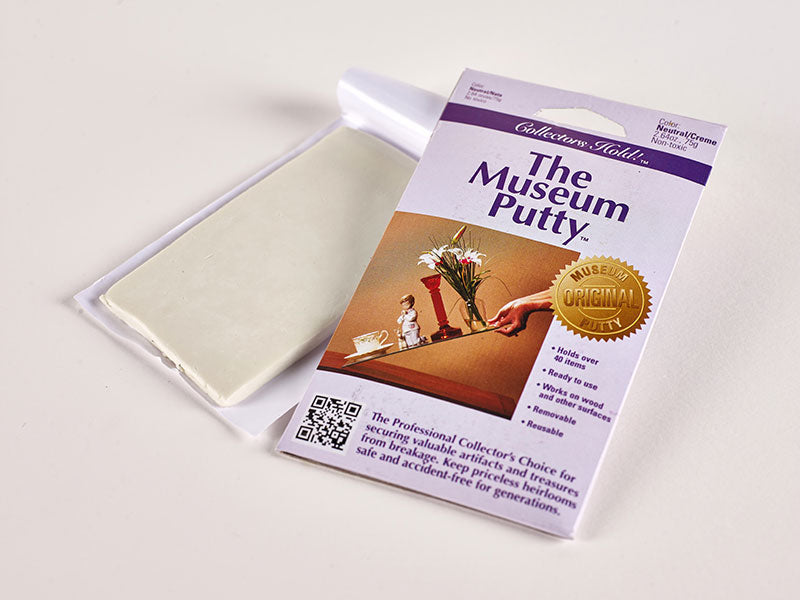 Pack of Museum Putty, 75gm. Secures up to 40 items – Archival Survival